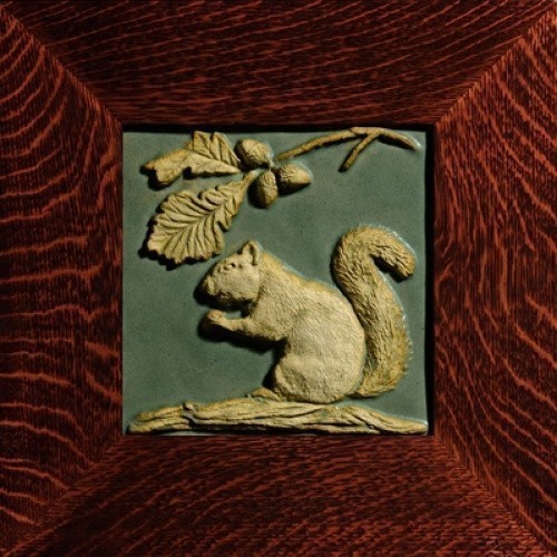 Weaver 8" Squirrel Tile , Dard Hunter Studios Template | DardHunter.com